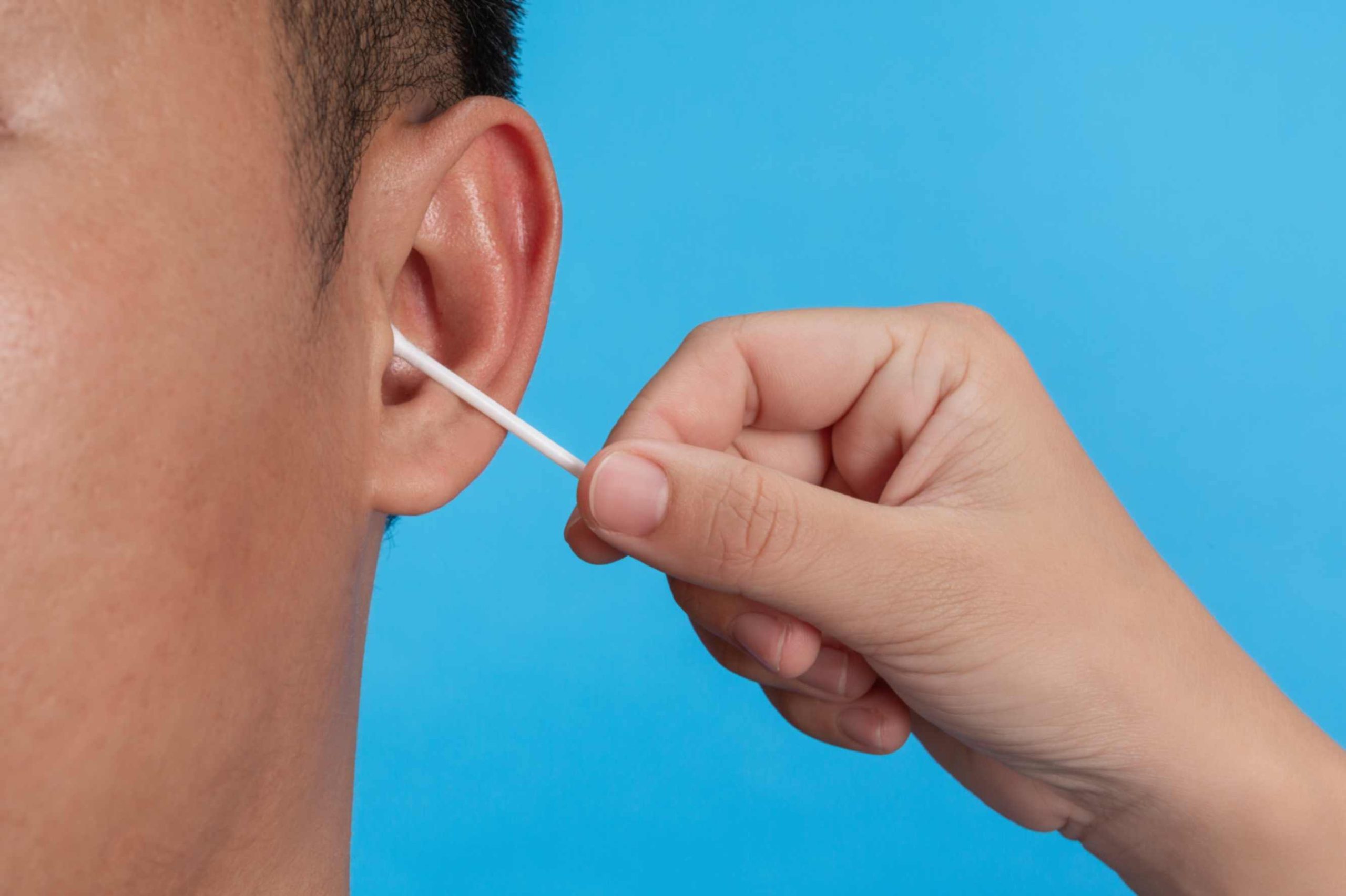 How to Deal With Chronic Earwax Buildup - Aroga Pharmacy