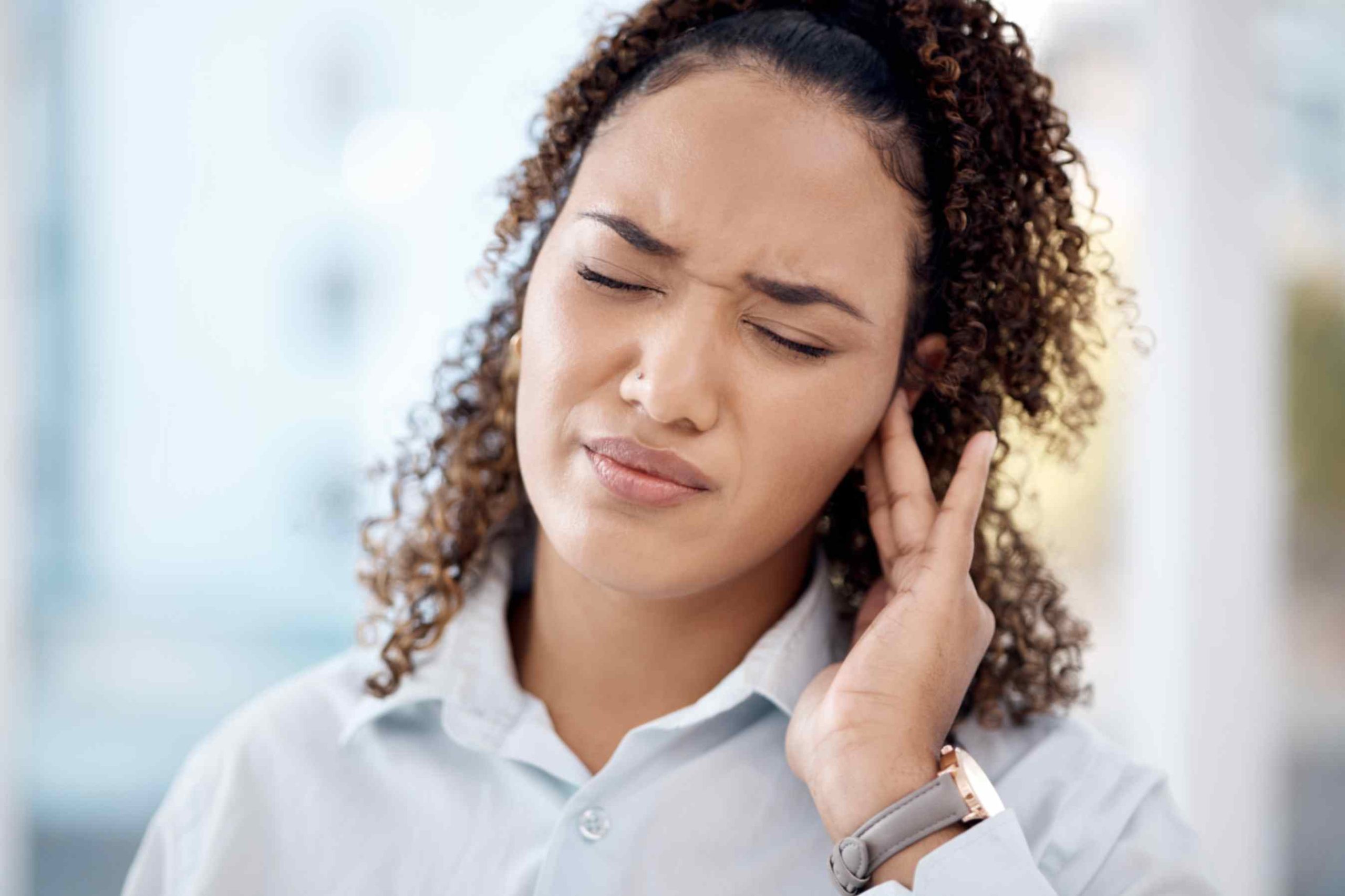 Top 5 Symptoms of an Earache and Simple Relief Tips - Aroga Pharmacy
